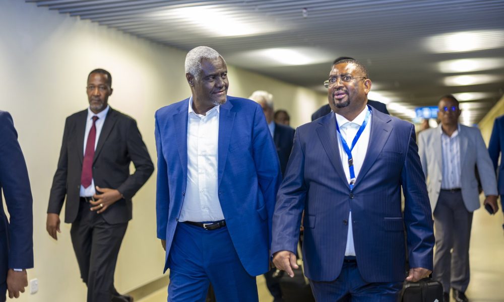 Congo Conflict: ‪ AU Chief Moussa Faki Ejected From EAC-SADC Summit In ...