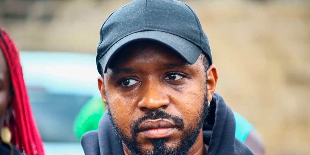 Activist Boniface Mwangi Arrested by DCI Officers at His Home in ...